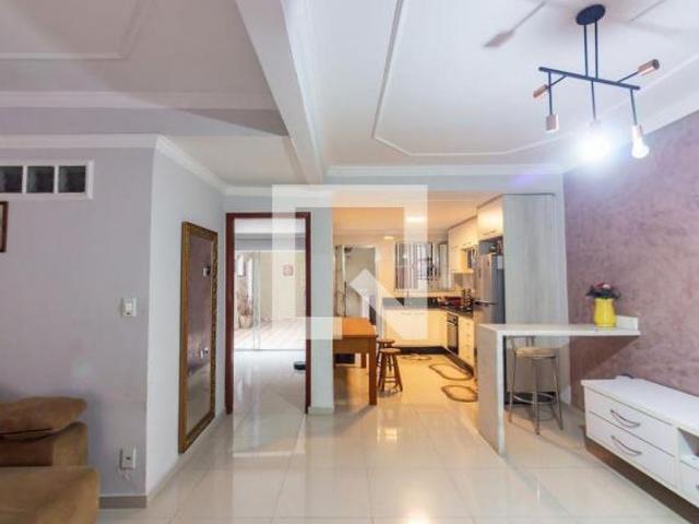 Casa à Venda Quitaúna, 4 Quartos, 234 m2