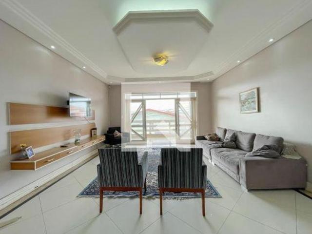 Casa à Venda Quitaúna, 4 Quartos, 351 m² Osasco