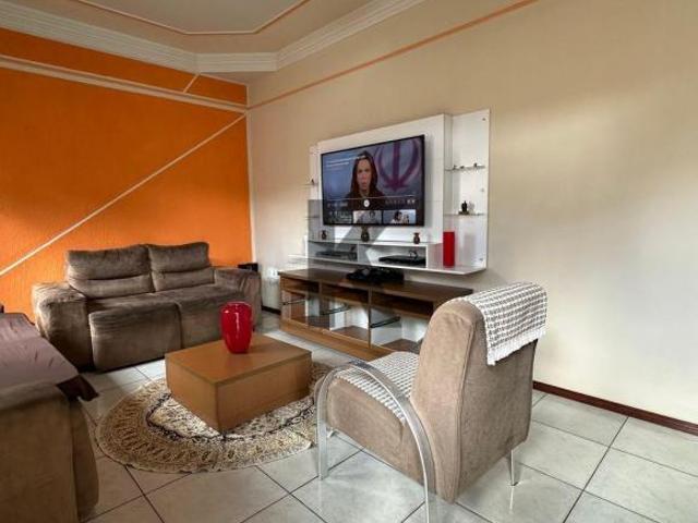 Casa à venda R$ 750.000,00 no bairro São Carlos Pouso Alegre MG