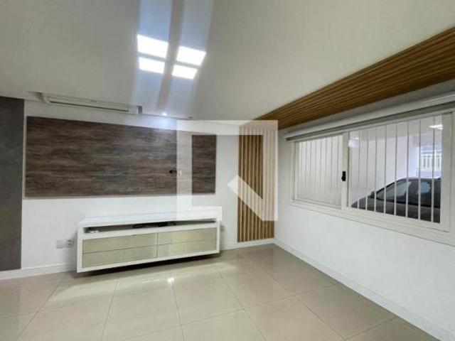 Casa à Venda Rondônia, 3 Quartos, 142 m² Novo Hamburgo
