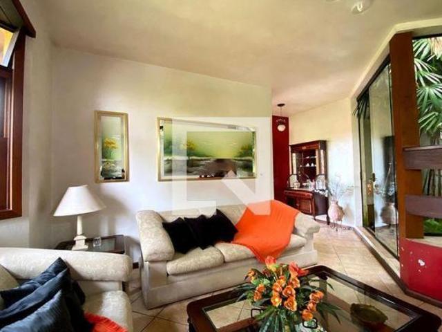 Casa à Venda Rondônia, 3 Quartos, 190 m² Novo Hamburgo