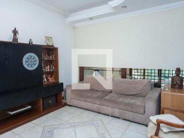Casa à Venda Retiro do Chalé, 6 Quartos, 539 m² Brumadinho