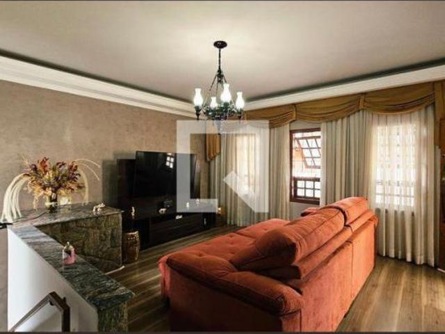 Casa à Venda Retiro, 3 Quartos, 250 m² Jundiaí