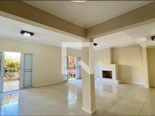 Casa à Venda Real Parque, 3 Quartos, 249 m² São Paulo