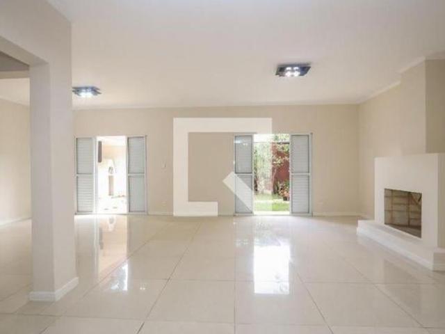 Casa à Venda Real Parque, 3 Quartos, 350 m² São Paulo