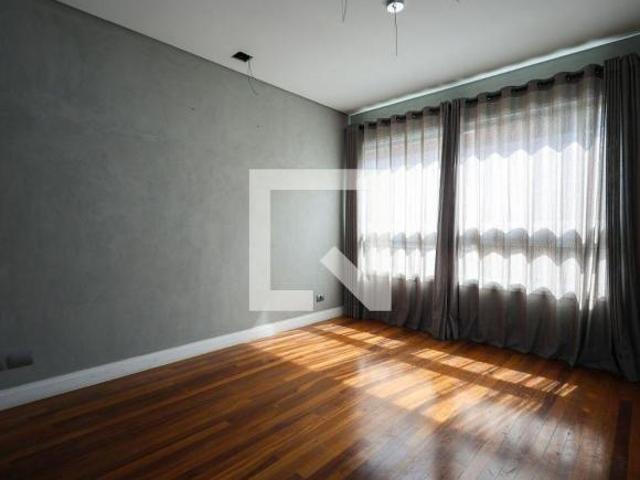 Casa à Venda Real Parque, 3 Quartos, 300 m2