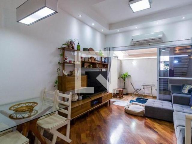 Casa à Venda Real Parque, 2 Quartos, 140 m2