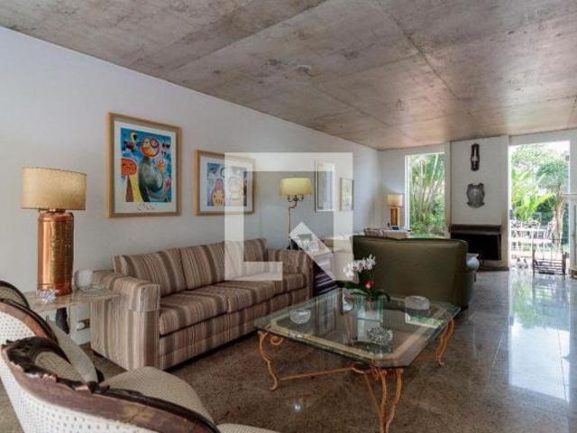 Casa à Venda Real Parque, 4 Quartos, 240 m2