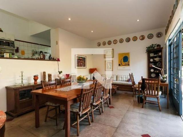 Casa à Venda Real Parque, 4 Quartos, 328 m2
