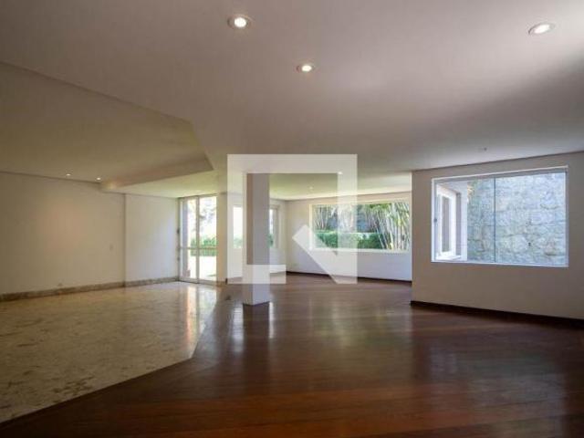 Casa à Venda Real Parque, 4 Quartos, 750 m2