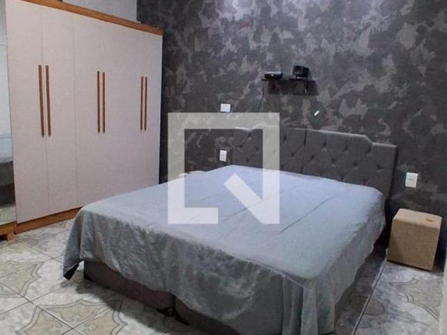 Casa à Venda Res. Cosmos, 2 Quartos, 126 m2