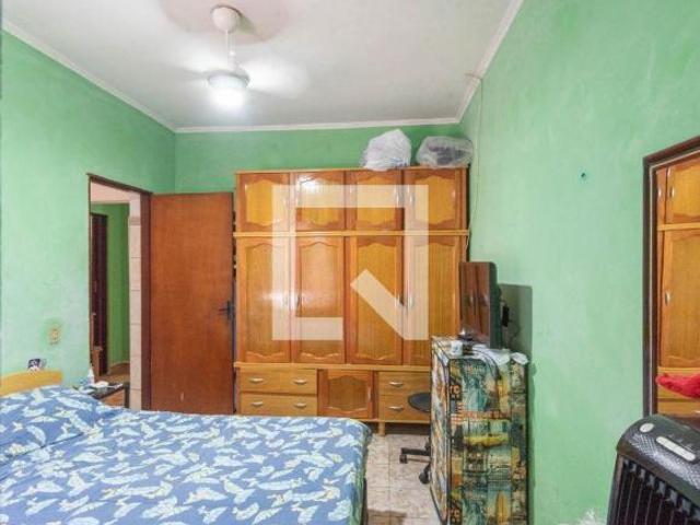 Casa à Venda Res. Cosmos, 2 Quartos, 150 m2