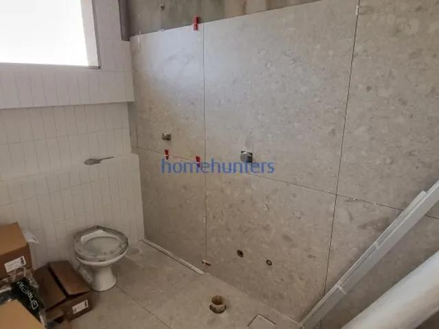Casa no Condomínio Jatibela Campinas | 4 Suítes, Piscina e 541m²