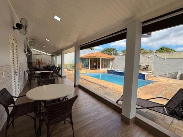 Casa á Venda Residencial Nardini
