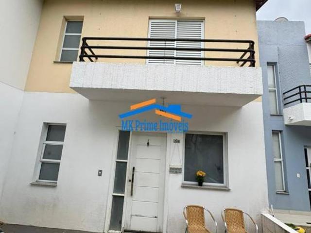 Casa a Venda Residencial New Village com 3 dormitórios Cotia, SP