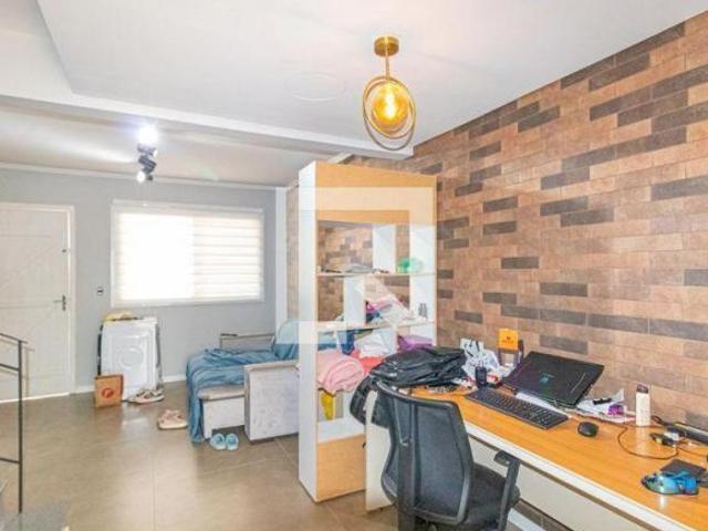 Casa à Venda Rio Branco, 2 Quartos, 80 m² Canoas