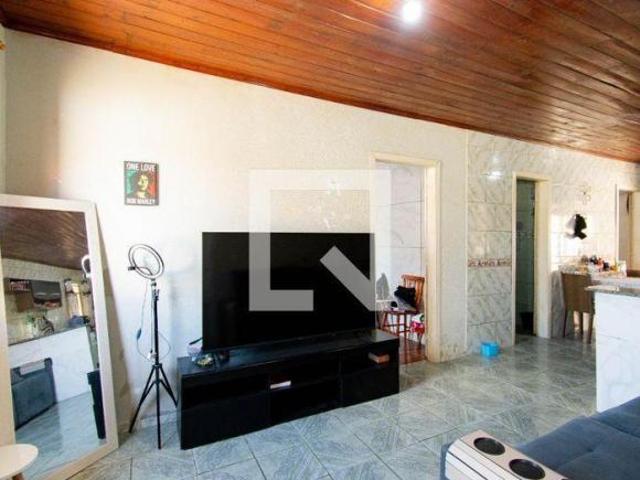 Casa à Venda Rio Branco, 2 Quartos, 82 m² Canoas