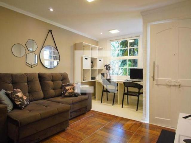 Casa à Venda Rio Branco, 2 Quartos, 90 m² Porto Alegre