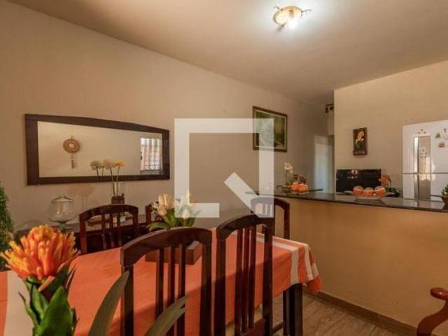 Casa à Venda Rio Branco, 3 Quartos, 130 m² Belo Horizonte