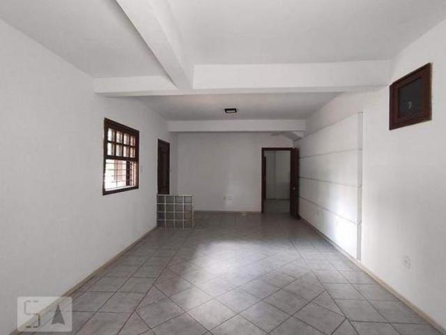Casa à Venda Rio Branco, 3 Quartos, 242 m² Novo Hamburgo