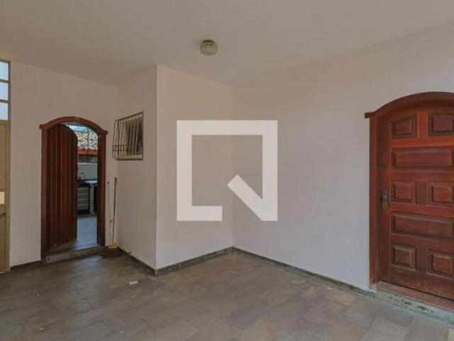 Casa à Venda Rio Branco, 3 Quartos, 257 m² Belo Horizonte