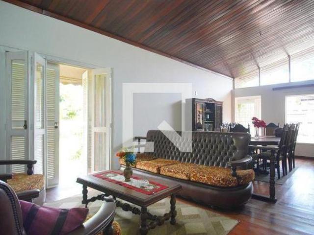 Casa à Venda Rio dos Sinos, 4 Quartos, 250 m² São Leopoldo