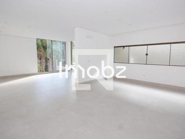 Casa à Venda Jardim Guedala, 4 Quartos, 450 m2