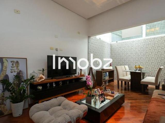 Casa à Venda Real Parque, 2 Quartos, 200 m2
