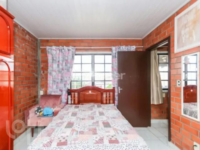 Casa à venda Rua das Grápias, Igara Canoas