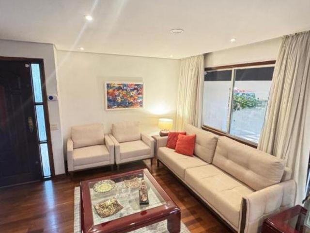 Casa a Venda rua fechada no Parque Continental, Sao Paulo