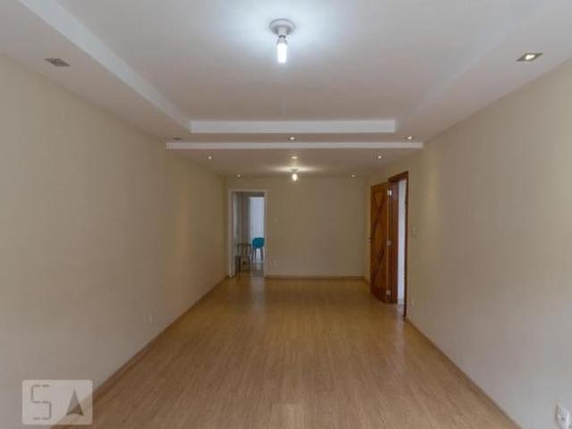 Casa à venda Rua Guararapes São Paulo SP CEP: 04561 002