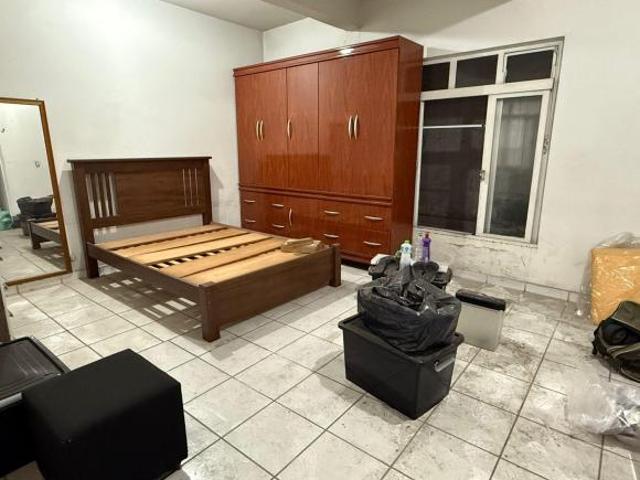 CASA A VENDA – RUA GEORGE SCHMIDT
