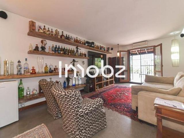 Casa à venda Rua Pascal São Paulo SP CEP: 04616 005