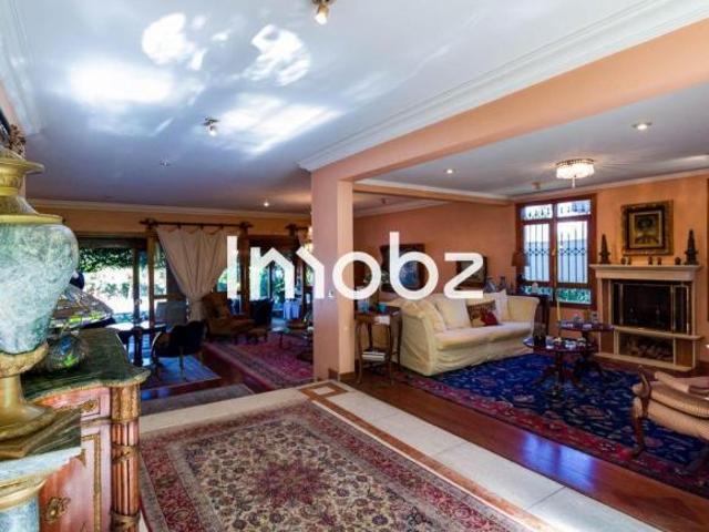 Casa à Venda Jardim Guedala, 4 Quartos, 735 m2
