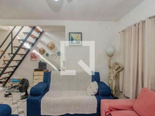 Casa à Venda Rubem Berta, 2 Quartos, 120 m² Porto Alegre