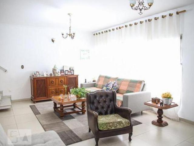 Casa à Venda Rudge Ramos, 3 Quartos, 240 m2