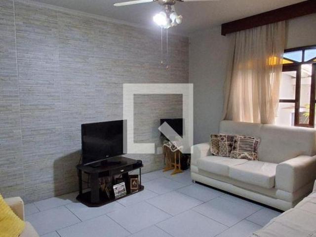 Casa à Venda Rudge Ramos, 3 Quartos, 212 m2