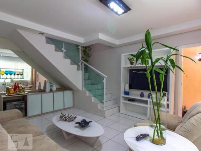Casa à Venda Tatuapé, 7 Quartos, 180 m2