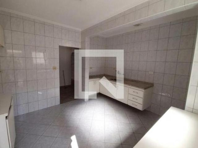 Casa à Venda Tatuapé, 2 Quartos, 150 m2