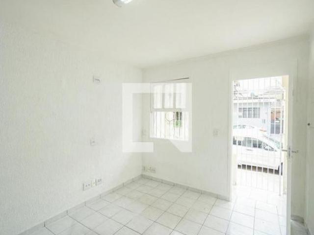 Casa à Venda Tatuapé, 2 Quartos, 65 m2