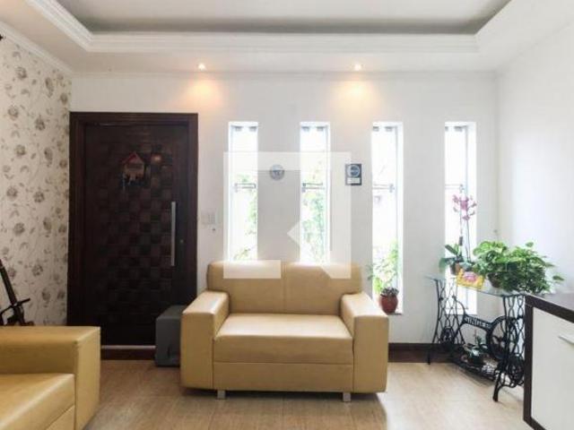 Casa à Venda Tatuapé, 3 Quartos, 130 m² São Paulo