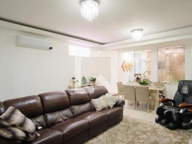 Casa à Venda Tatuapé, 3 Quartos, 256 m² São Paulo