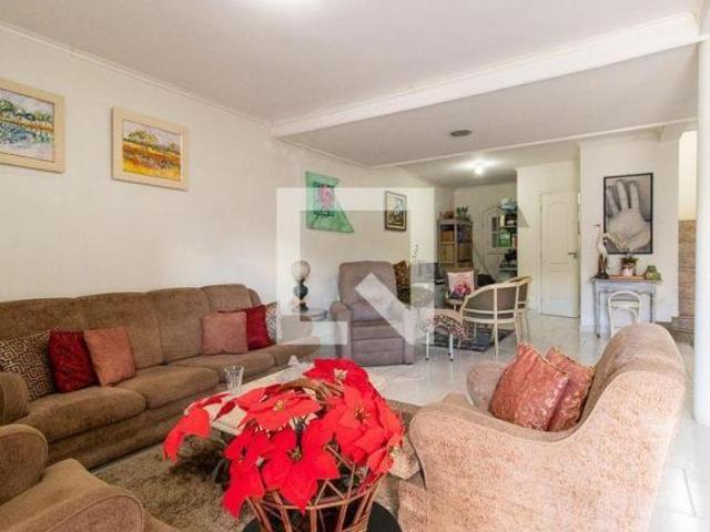Casa à Venda Tatuquara, 4 Quartos, 270 m² Curitiba