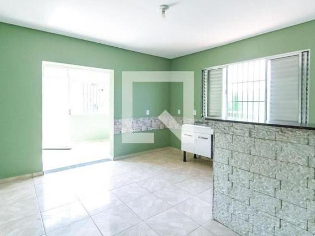 Casa à Venda Taboão, 1 Quarto, 50 m2