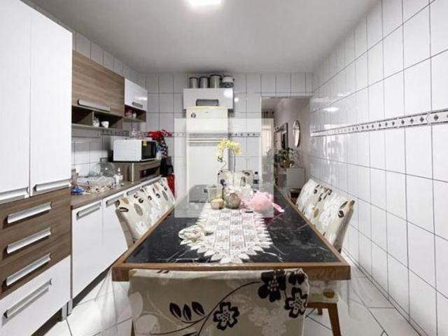 Casa à Venda Taboão, 2 Quartos, 66 m2
