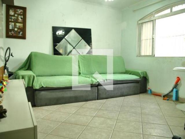 Casa à Venda Taboão, 2 Quartos, 120 m2