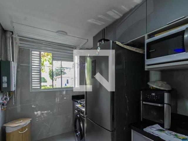 Casa à Venda Taboão, 2 Quartos, 140 m2
