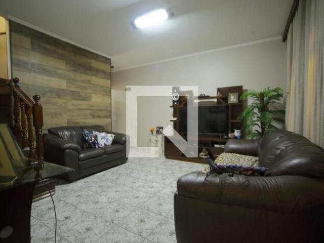 Casa à Venda Taboão, 2 Quartos, 181 m2