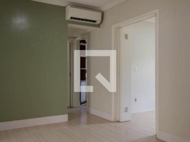 Casa à Venda Taboão, 3 Quartos, 80 m2