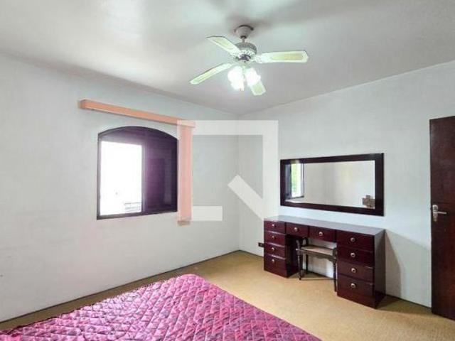 Casa à Venda Taboão, 3 Quartos, 160 m2
